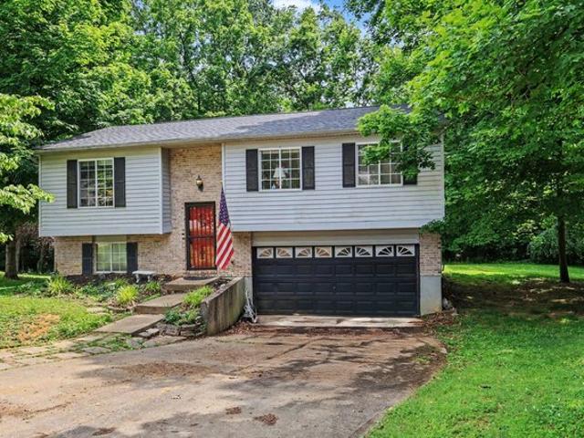 13 Ashwood Ln, Alexandria, KY 41001