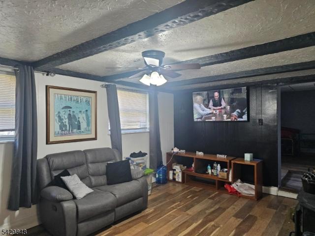 13 Ardena Rd