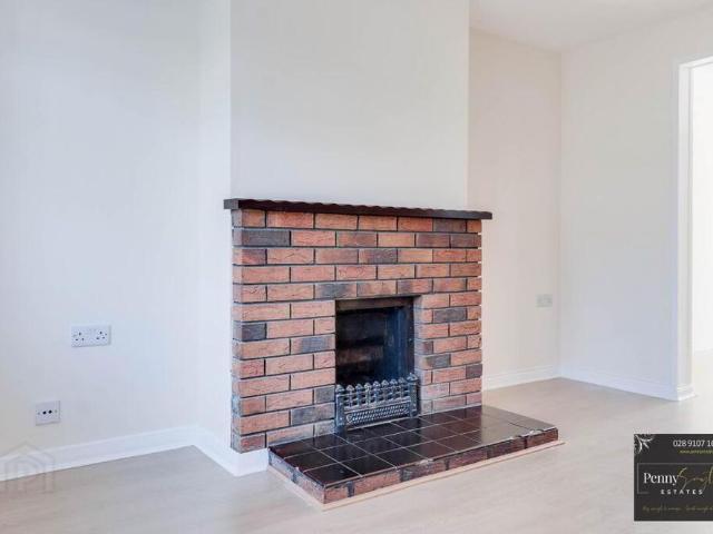 13 Ballyhenry Drive, Newtownabbey, BT36 5BD