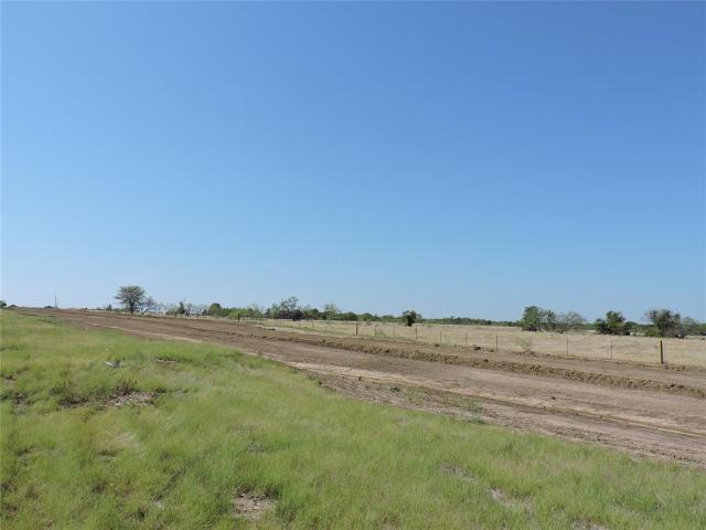 13 Barnes Rd, Mabank, TX 75147 | MLS #20833