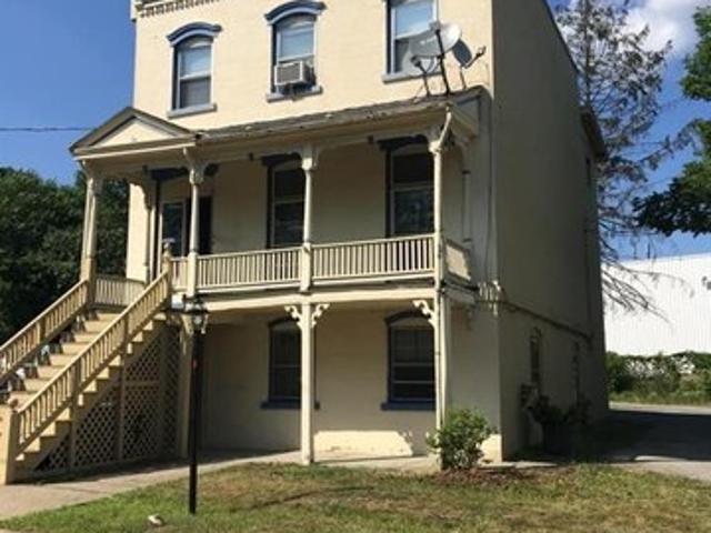 13 Benton Ave, Middletown, NY 10940