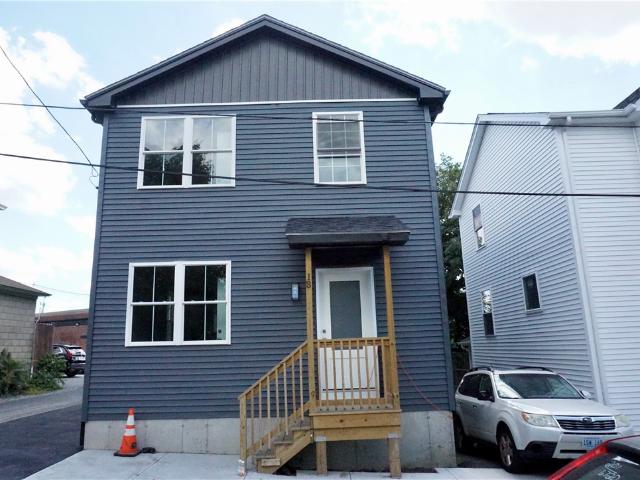 13 Benton Street