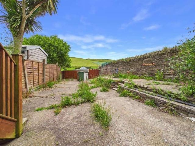 13 bed property for sale