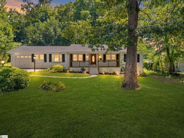 13 Bedford Ln, Taylors, SC 29687
