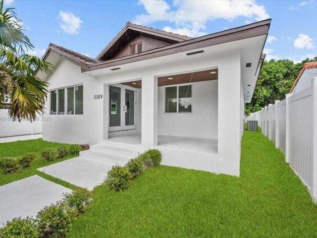 13 bedroom, Miami FL 33142 LS94363983