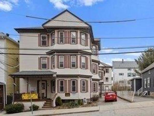 13 bedroom, Fall River MA 02721 104540800
