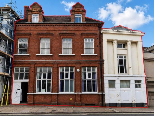 13 bedroom property with land for sale