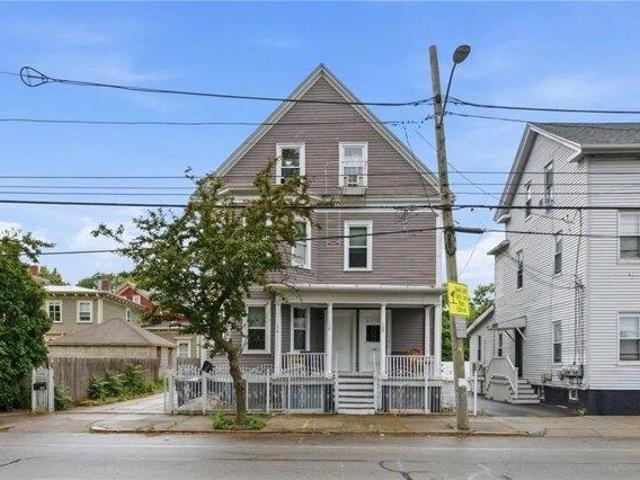 13 bedroom, Providence RI 02909 104152133