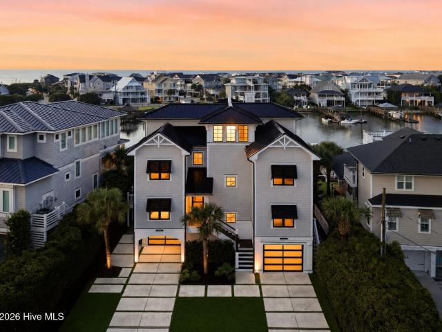 13 Bermuda Drive