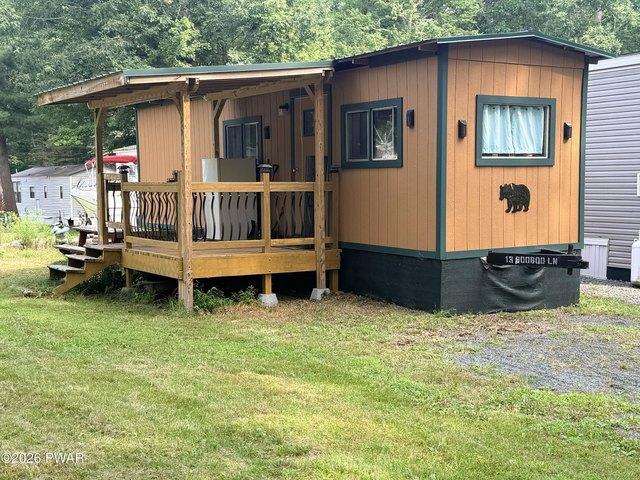 13 Booboo Ln, Hawley, PA 18428