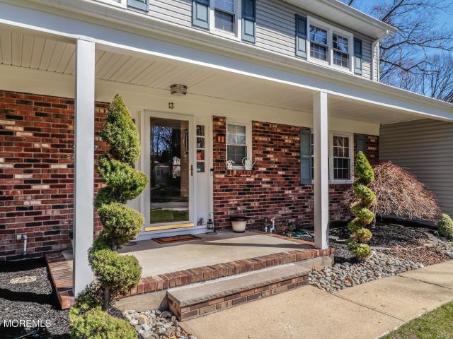 13 Bosko Drive