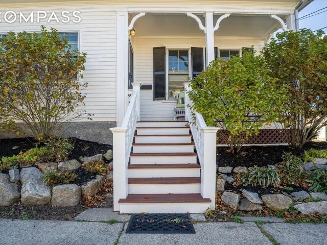 13 Broadway Ave 1, Rockport, MA