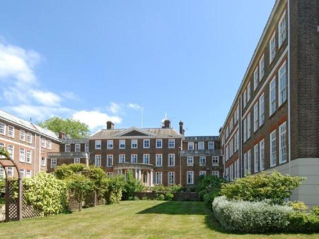 13 Cannon Hill N14, 2 bed flat to rent, £2,350 pcm | PrimeLocation
