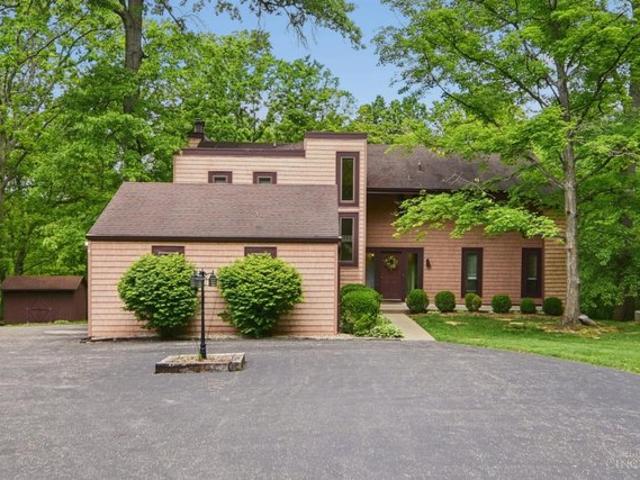 13 Cherokee Trl, New Richmond, OH 45157