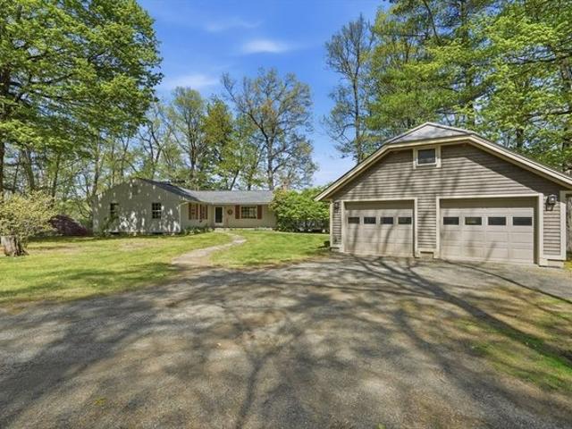 13 Cider Mill Rd, Leverett, MA 01054