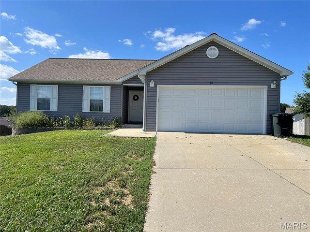 13 Colton Jesse Dr, Winfield, MO 63389