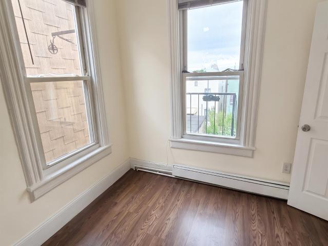 13 Columbia Ave # 5