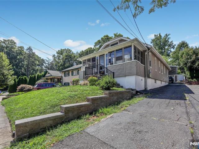 13 Cottage Place