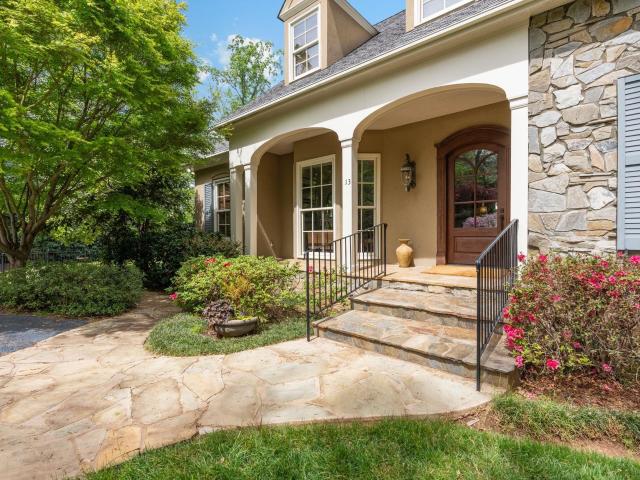 13 Country Club Drive
