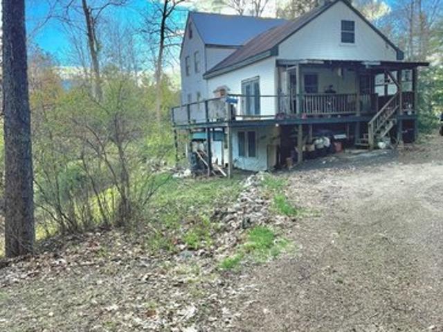 13 County Rd, Sebago, ME 04029