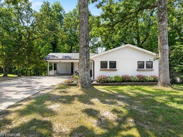 13 Cumbrian Dr, Bella Vista, AR 72714