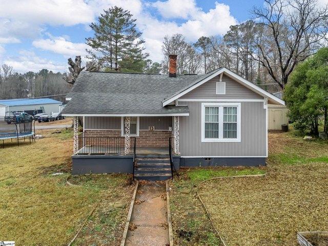 13 Damson St, Spartanburg, SC 29303