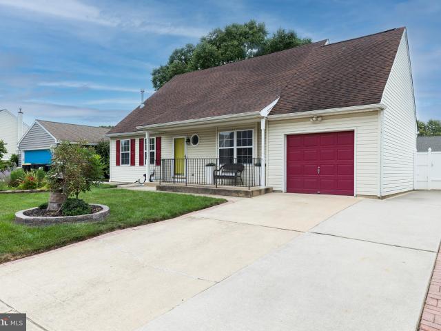 13 Dasher Ave, Bear, DE 19701 | MLS #DENC2099 | Compass
