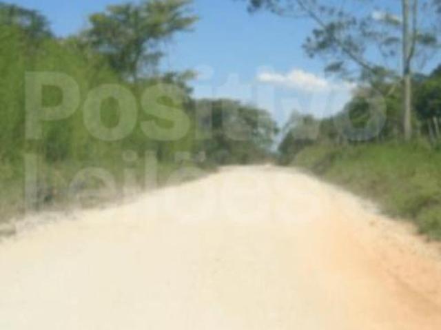 1/3 DE TERRENO COM 19.26.00HA SETE BARRAS/SP