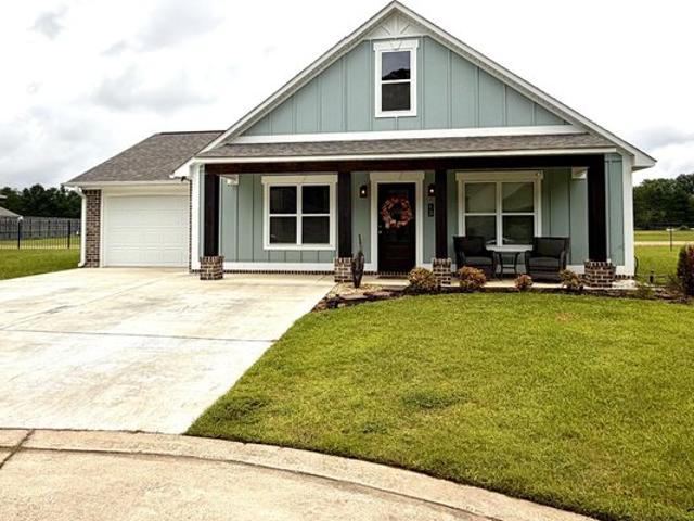 13 Deerfield Cv, Amory, MS 38821