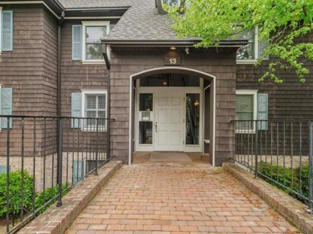 13 Devon Hill Rd #C2, Baltimore, MD 21210