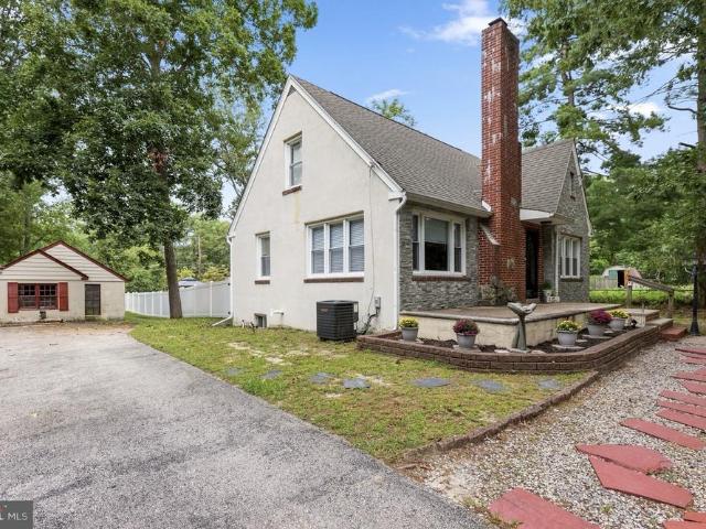 13 East Road