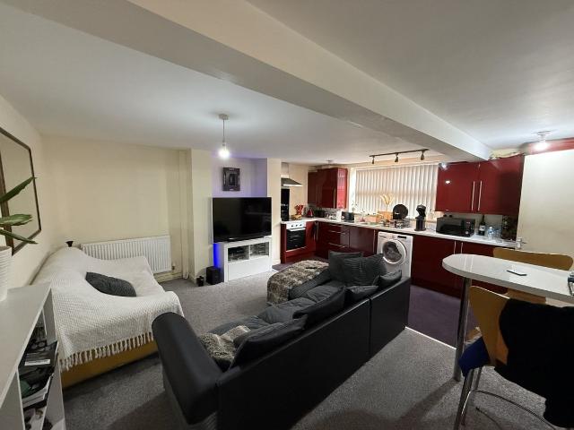 13 Edinburgh Road, Armley, Leeds, West Yorkshire LS12, 1 bed flat to rent, £625 pcm | PrimeLocation
