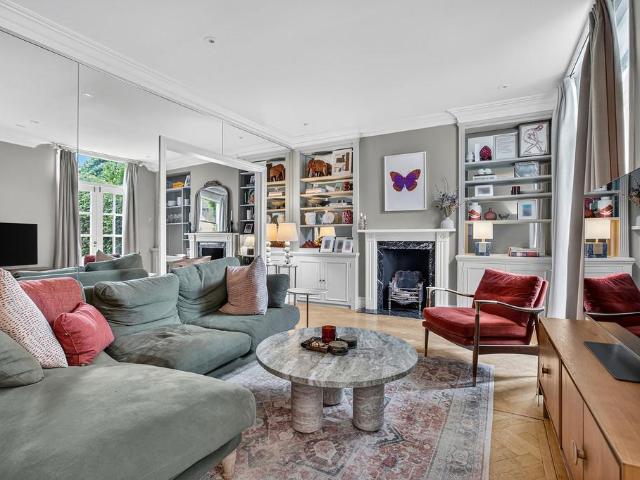 13 Elm Place, Chelsea SW7 2 bed terraced house to rent £6,998 pcm £1,615 pw