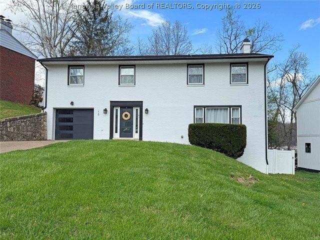 13 Elwood Dr, Huntington, WV 25705