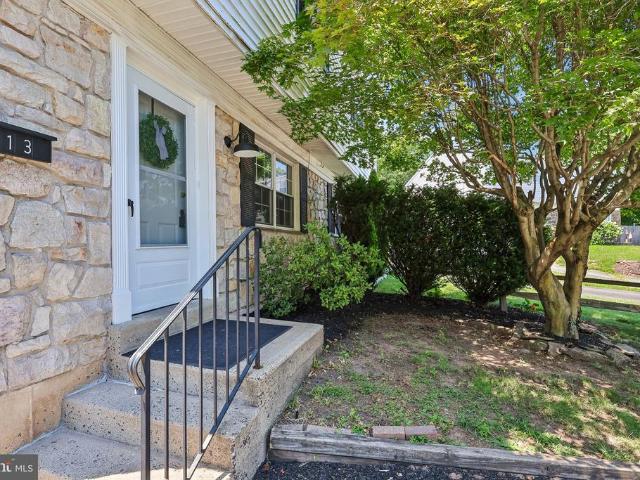 13 Evergreen Road