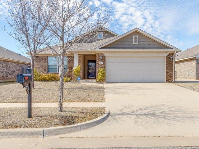 13 Evermore Ln, Yukon, OK 73099