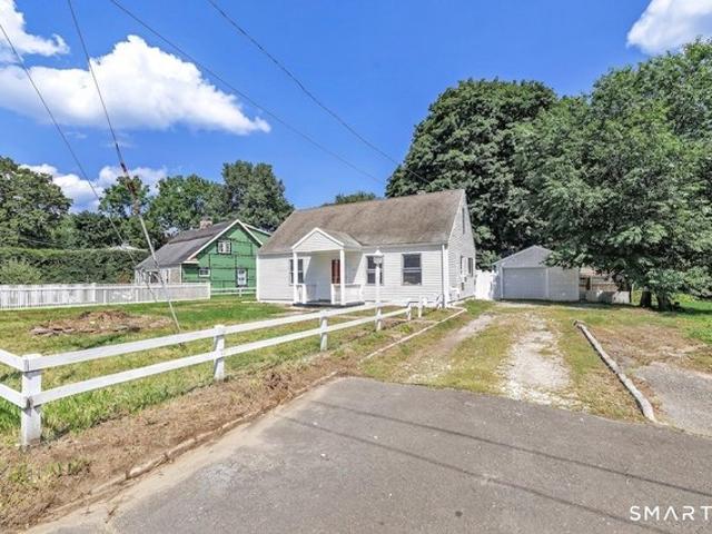 13 Fairchild Dr, Bethel, CT 06801