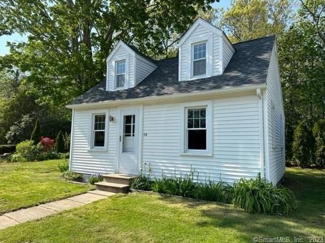 13 Faulise Ave, Stonington, CT 06379