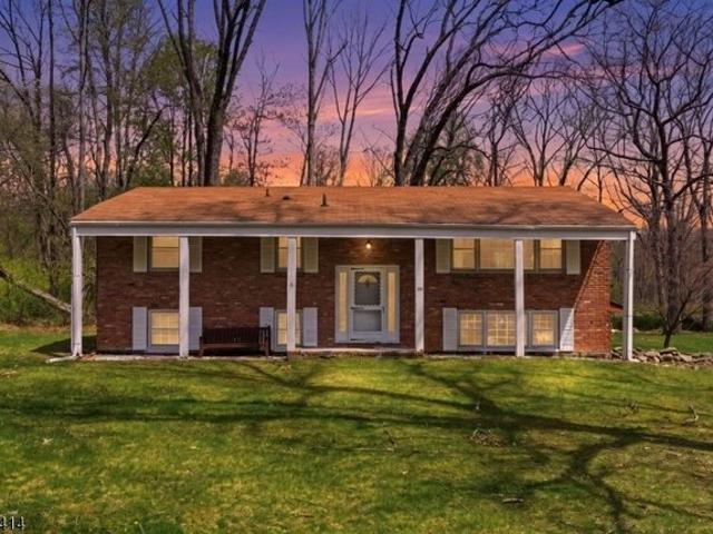 13 Firetower Rd, Mount Olive Township, NJ 07828