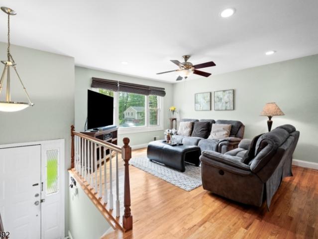 13 Fishel Rd