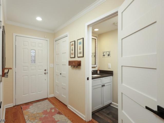 13 Franklin Pl # 7B
