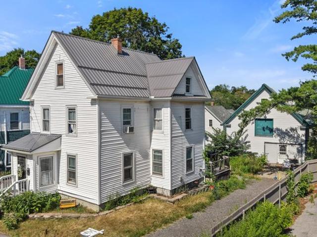 13 Fruit St, Bangor, ME 04401