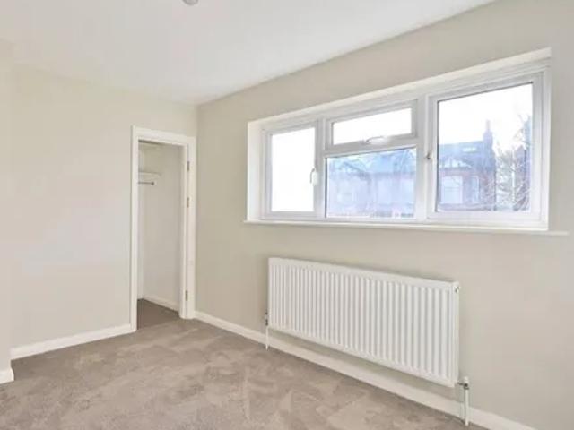 13 Gap Road, London, SW19 8JG, United Kingdom | 3 bed townhouse for rent #139474587 | Rentberry