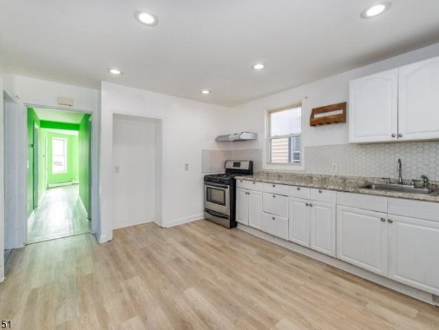 13 Garrison St, Paterson City, US, NJ