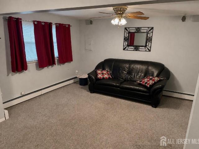 13 Ginda Avenue