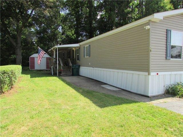 13 Glazer Dr, Rochester, NY 14625