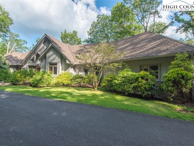 13 Grouse Moor Drive