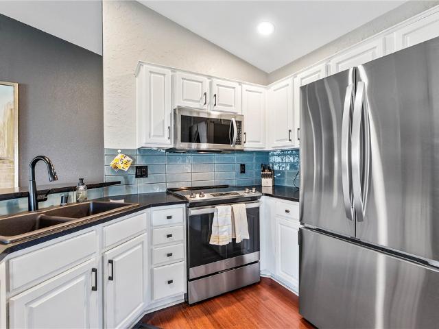 13 Greenridge Lane