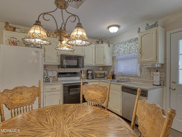 13 Hamilton Lane Unit B