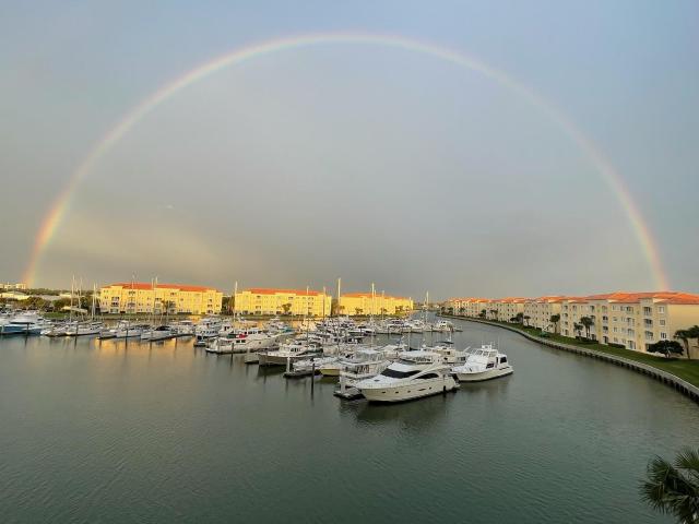 13 Harbour Isle Dr W, Unit PH2, Fort Pierce, FL 34949 | MLS #B26014 | Compass
